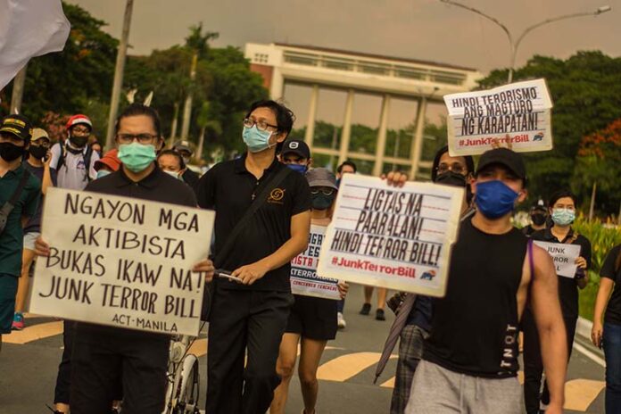 IN PHOTOS: Second day of 'junk terror bill' protest - | Manila Today